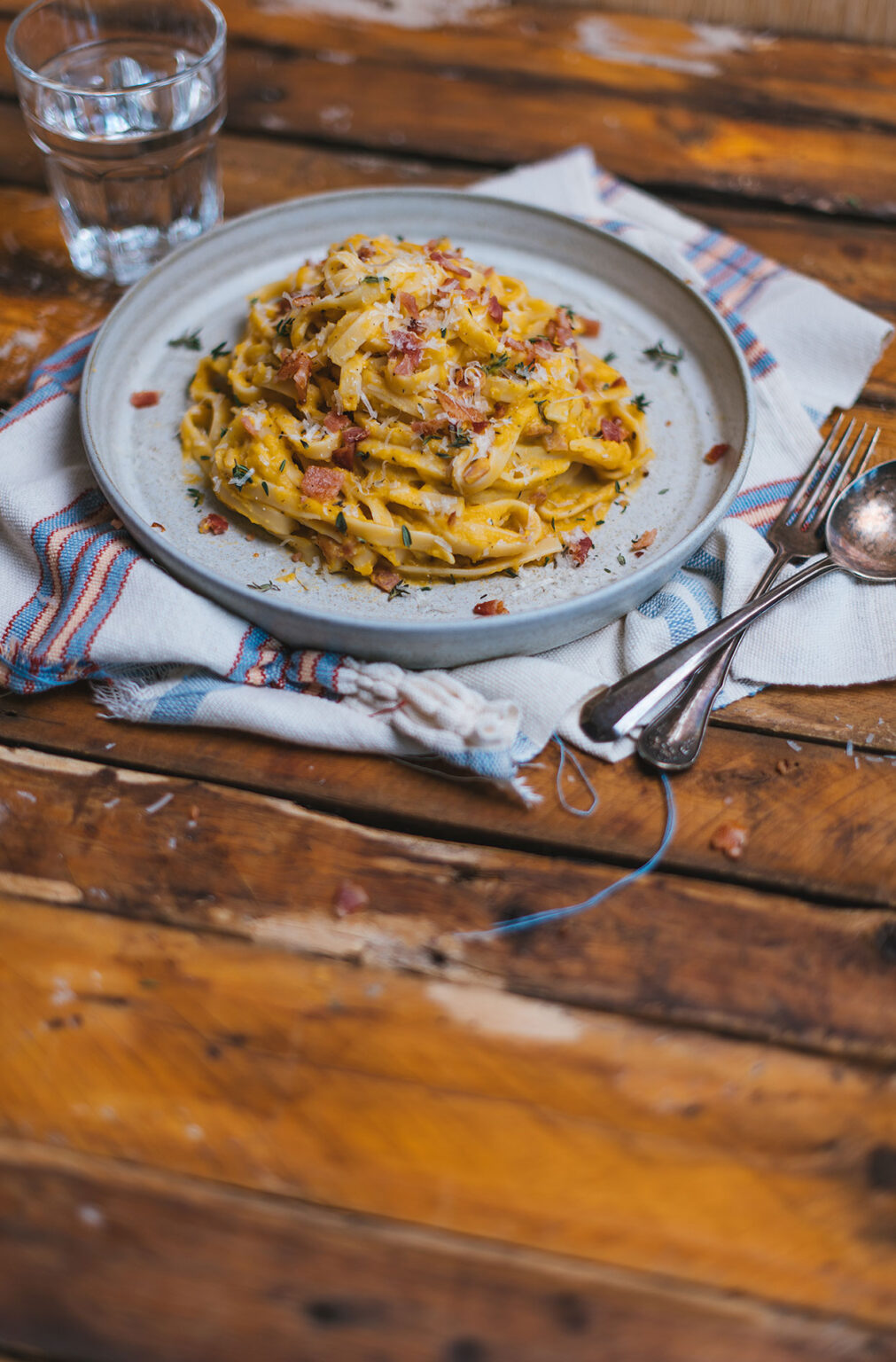 Fettucines Alfredo à la courge poivrée - Le Coup de Grâce