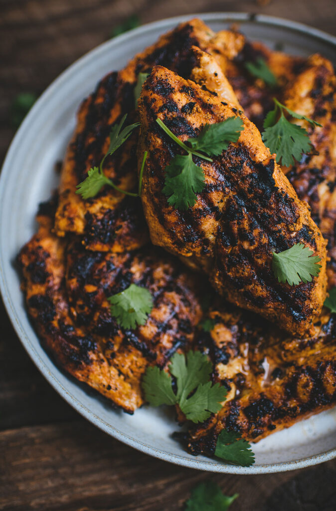 Poitrines de poulet tandoori grillées - Le Coup de Grâce